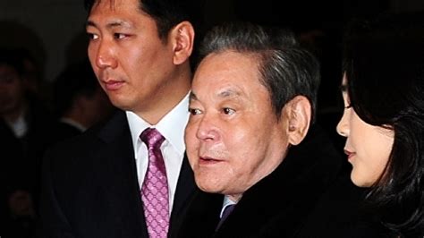 포토 딸 이부진 손 꼽잡은 이건희 회장