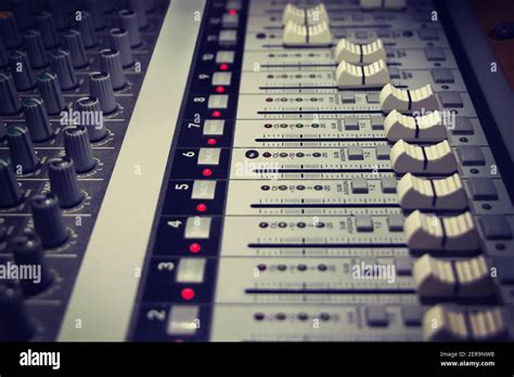 Mixer Panel Hi Res Stock Photography And Images Alamy