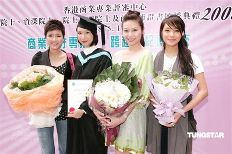 组图陈妙瑛庆祝好友荣获院士 官恩娜想学烹饪 cctv com提供