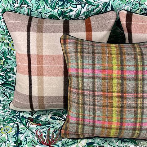 Designers Guild New Set Of Three Coussin Catawiki
