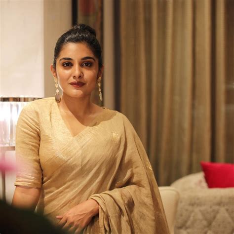 11 Nivetha Thomas Hot Photos Sexy Nivetha Thomas Just For Movie Freaks