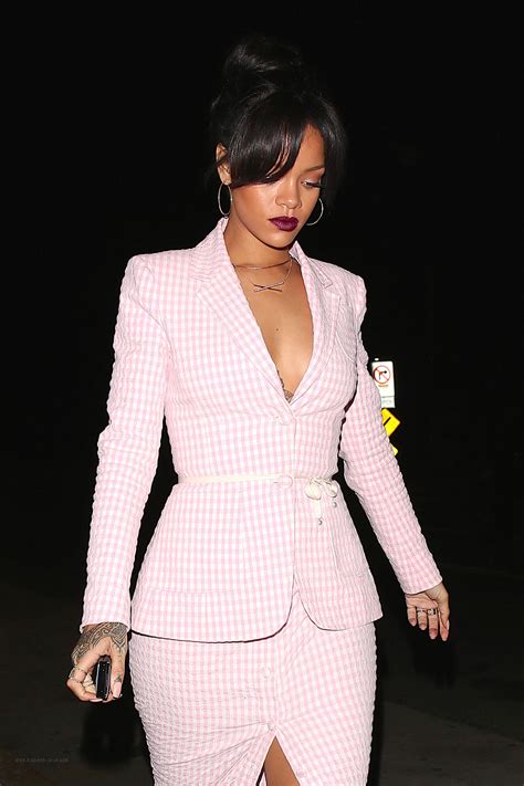 Rihanna Arrives At Giorgio Baldi Restaurant In Los Angeles Hawtcelebs