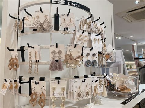 普段使いからパーティーシーンまで使えるピアス、イヤリングをご紹介💕 フランフラン ショップニュース たまプラーザ テラス