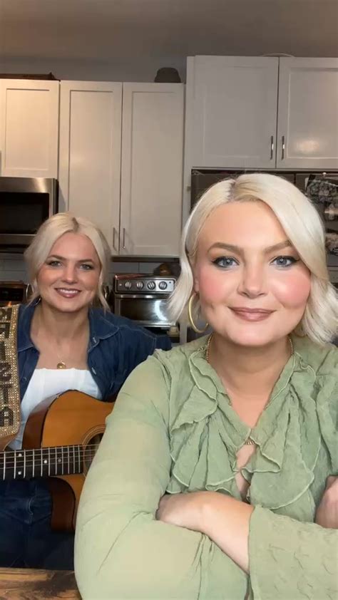 Lets Get Blonde Playing Some Songs And Chatting💛 Linktree