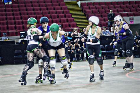 Gang Green Vs Pikes Peak Brew 1 Ohio Roller Derby
