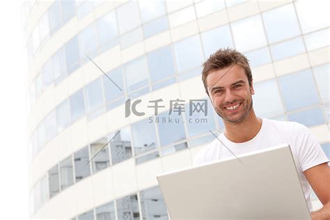 卡通动漫人物屏幕截图高清摄影大图 千库网