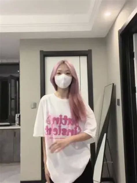 我猜你身边一定有一个整天只会哈哈哈哈哈哈又没对象的朋友扭一扭腾讯视频