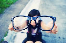 Marta García fashion stylist COMO ESCOGER LAS GAFAS SEGÚN TU TIPO DE