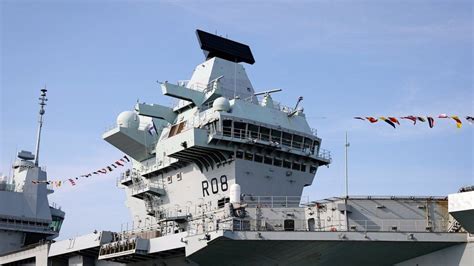 Portsmouth Royal Navy Base Marks Queens 96th Birthday Bbc News