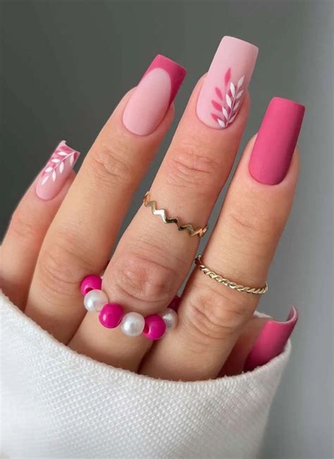 112 Insanely Good Nail Art Ideas To Try At Your Next Appointment Pink