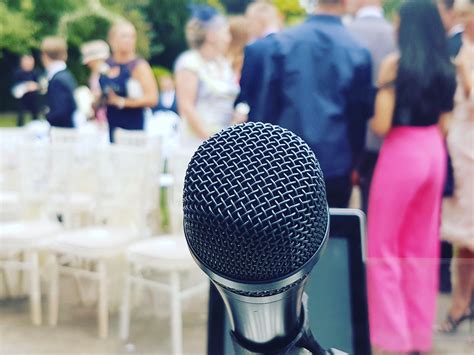 Jon Andrews Singer Pianist London Alive Network