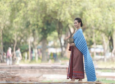 History And Types Of Traditional Thai Dresses Thailand Insider