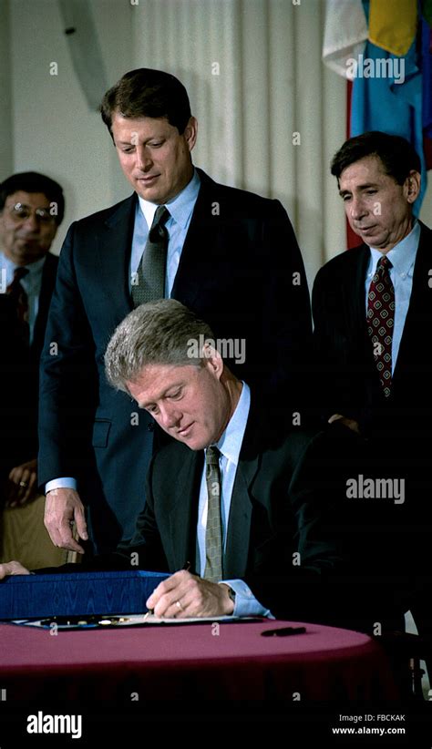 Washington Dc Usa 8th December 1993 President William Jefferson