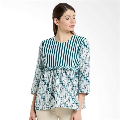 Model Baju Atasan Wanita Batik Santai Thegorbalsla