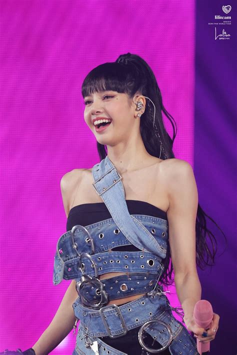 5 Of Blackpink Lisas Most Iconic Born Pink Tour Looks So Far Koreaboo
