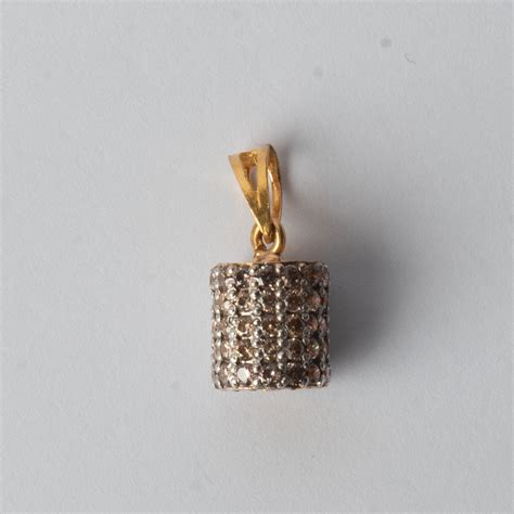 Ary 21k Gold Pendant Ary Sahulat Bazar Pakistan