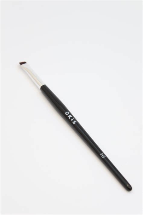Кисточка для окрашивания бровей хной H3 black из упругого нейлона со ...