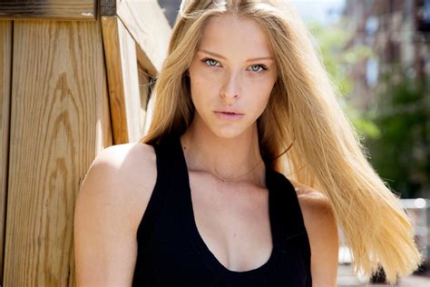Sports Illustrated Swimsuit 2018 Casting Calls Abby Champion