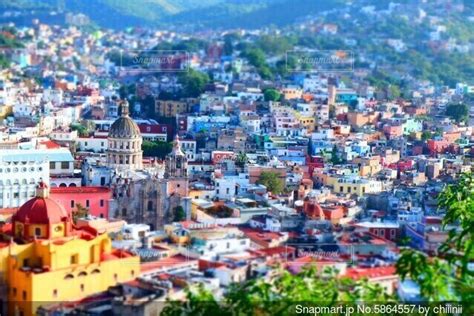 メキシコ グアナファトの街並みの写真・画像素材 5864557 Snapmart（スナップマート）