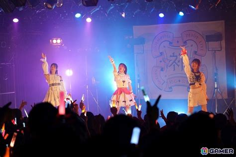 「学マス Debut Live 初 Tour 初心公演 」梅田クラブクアトロ公演レポ――待ちわびた延期公演でより仲が深まり成長した姿を披露