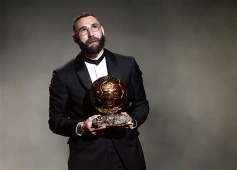 Karim Benzema Raih Ballon Dor 2022 Adapadacom
