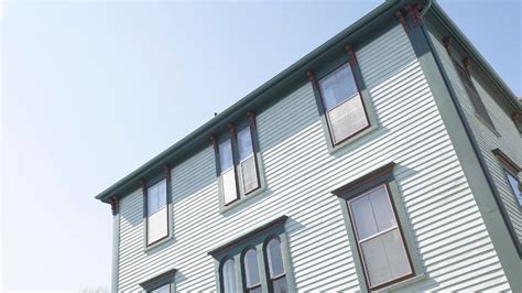Comparison Of Right Wall Cladding Materials