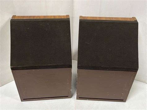 Bose Bookshelf Speakers Each 10 W X 8 D X 15 H Some Surface Wear