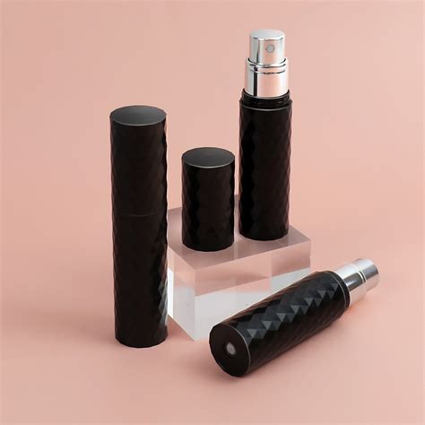 Custom Empty 5ml Luxury Click Perfume Atomizer Bottom Refillable