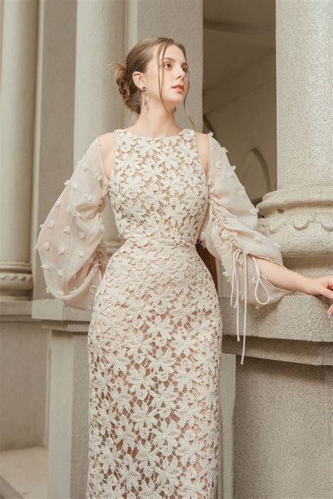 Miyake Straight Round Neck Lace Midi Dress M Nude Lace Midi Dress