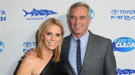 Actress Cheryl Hines Wont Be At Every Rfk Jr Political Event Says She Has Her Own Career