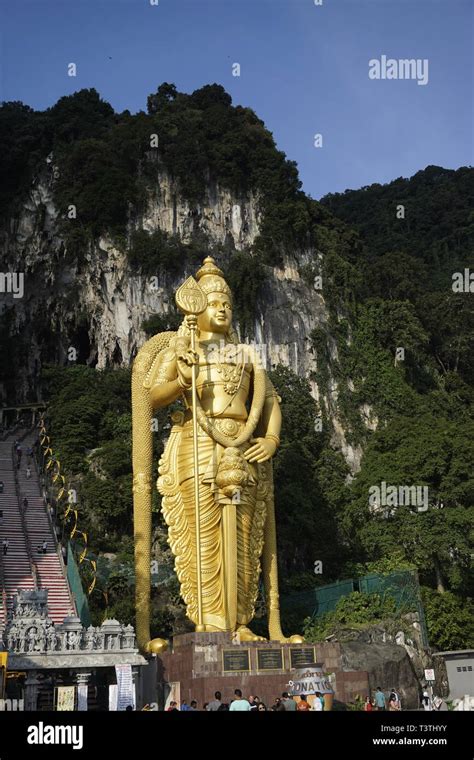 Statue Of Lord Murugan At Batu Caves Malaysia Stock Photo Alamy