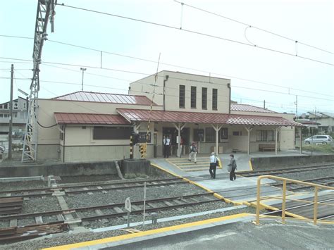 下吉田駅富士急行線 Shimoyoshida 下吉田駅 水戸岡鋭治 富士急行株式会社 富士急行線 fuj Flickr