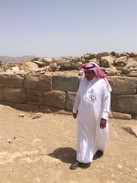 آل مريح يتفقد جاهزية المواقع الأثرية والمنشآت السياحية في نجران