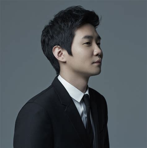 Dong Hyek Lim Agence Artistique Jacques Thelen