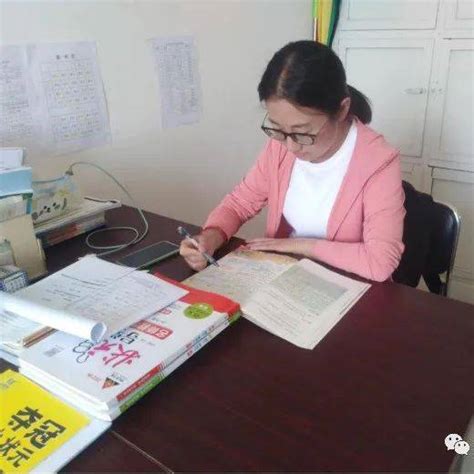 心聚力促“双减”集体备课提质效八里罕镇天巨泉小学集体备课活动教学质量课堂语文