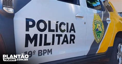 Homem preso por ameaçar família faca em Toledo Plantão Toledo