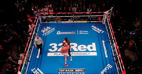 1 9 мільйона доларів на хвилину шокуюча сумка яку Тайсон Фюрі взяв за свою КО Ділліан Уайт і