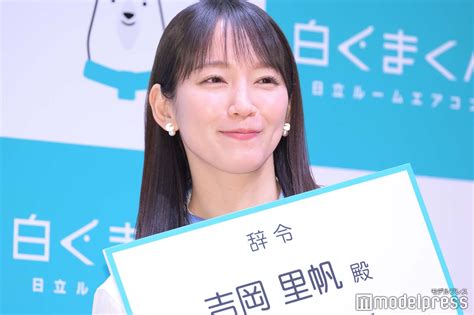 画像21 32 吉岡里帆、爽やか衣装で色白美脚チラ見せ 休日の意外な過ごし方語る「メキシコの方とか行きたい」 モデルプレス