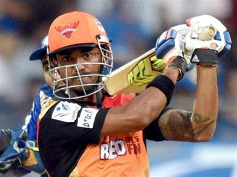 Parveez Rasool Kl Rahul Join Royal Challengers Bangalore For Ipl 2016 Cricket