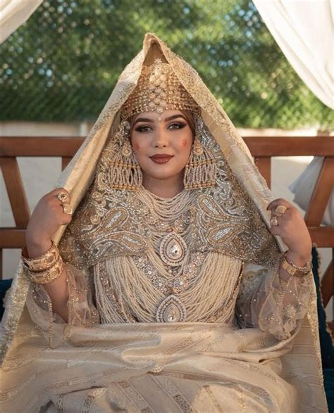 Bride From Tlemcen Wearing The Traditional Chedda Tlemcenia 🇩🇿الشدة التلمسانية الجزائرية