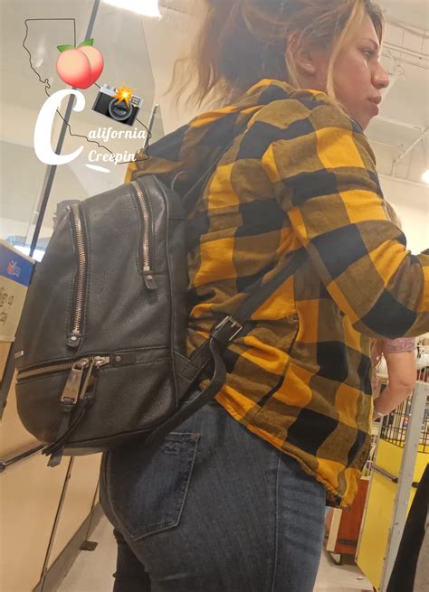 Cute Latina Milf In Tight Jeans Tight Jeans Forum
