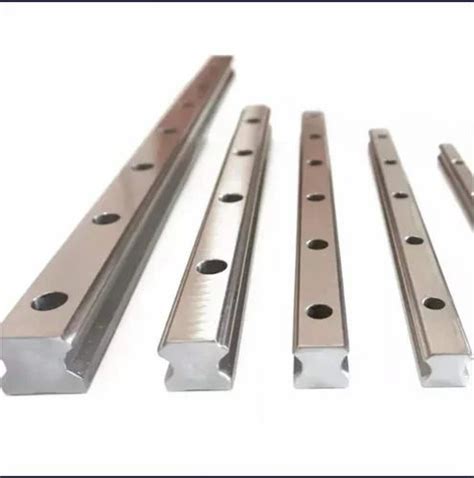 Standard Hiwin Lm Blocks Guide Rail Guide Width Or Diameter Mm At Rs Piece In Pune
