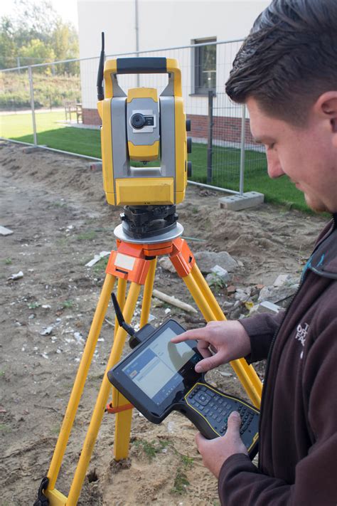 Trimble TSC GEOTRONICS Praha