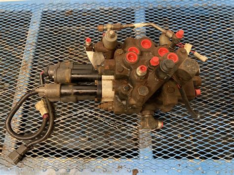 6809107 Bobcat 873 Hydraulic Valve For Sale