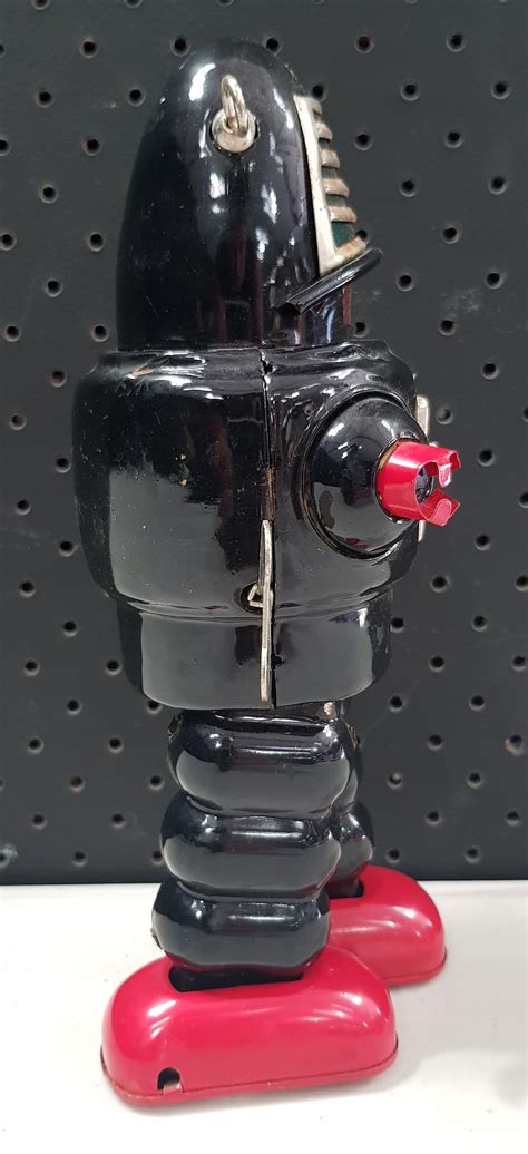 Lot Robey The Robot Wind Up Toy Pieces Missing H 22 W 10 D 8cm