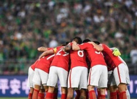 中超天津泰達俱樂部6名預備隊球員酒吧門口打架被拘 每日頭條