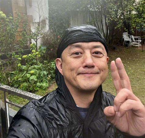 李亚鹏被曝拖欠工资！“提钱他就选择性失明”，昔日好友公开聊天记录直播公司泰和