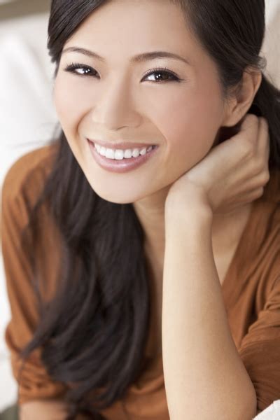 10 Tips For Dealing With Sensitivity After Teeth Whitening