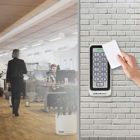 Qoltec 52442 Code Lock Rhea With Rfid Reader Code Card Key Fob Doorbell Ip68 Em