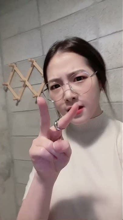 내가 지켜보고 있다 ㅋㅋ With배우 이송경 Youtube